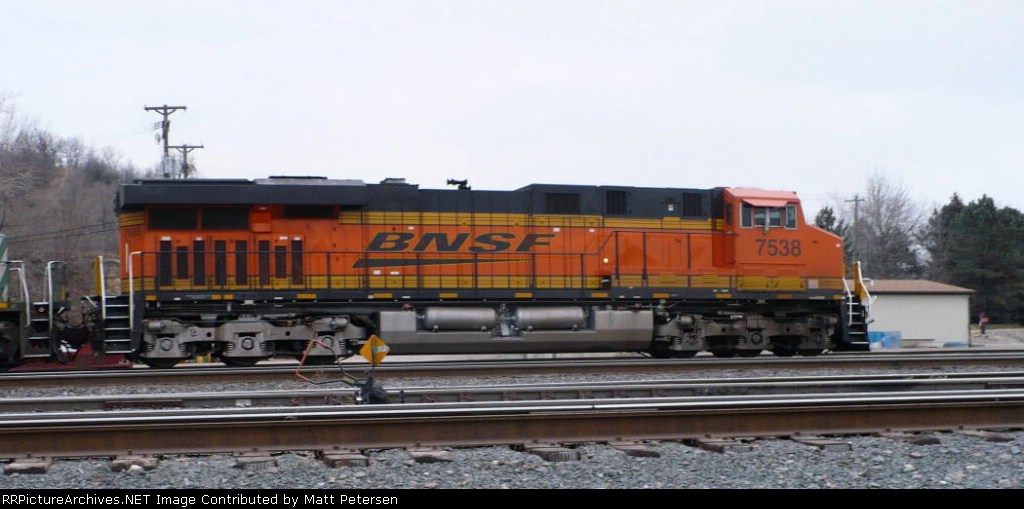 BNSF 7538